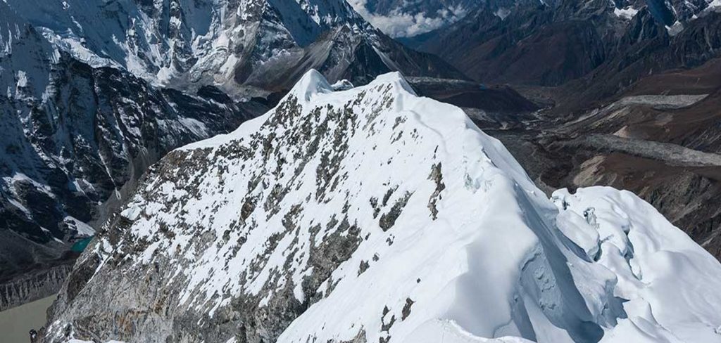Amazing Island Peak Climbing - Touch The Himalaya 2026